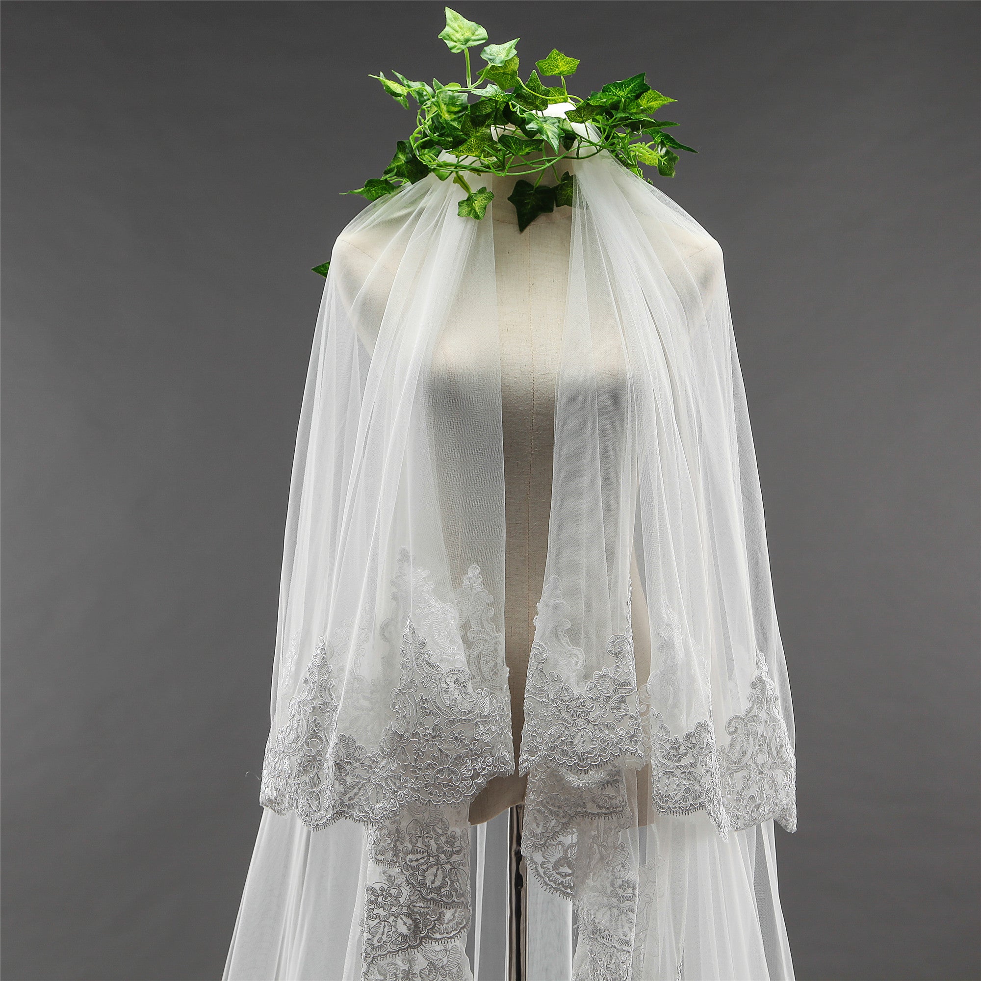 Soft bridal illusion tulle bridal veil with lace border – MakerryBridal